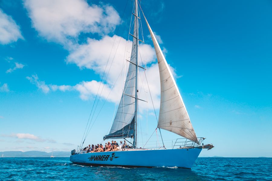 Whitsunday Boat Trips for Adults Only - Sailing Whitsundays