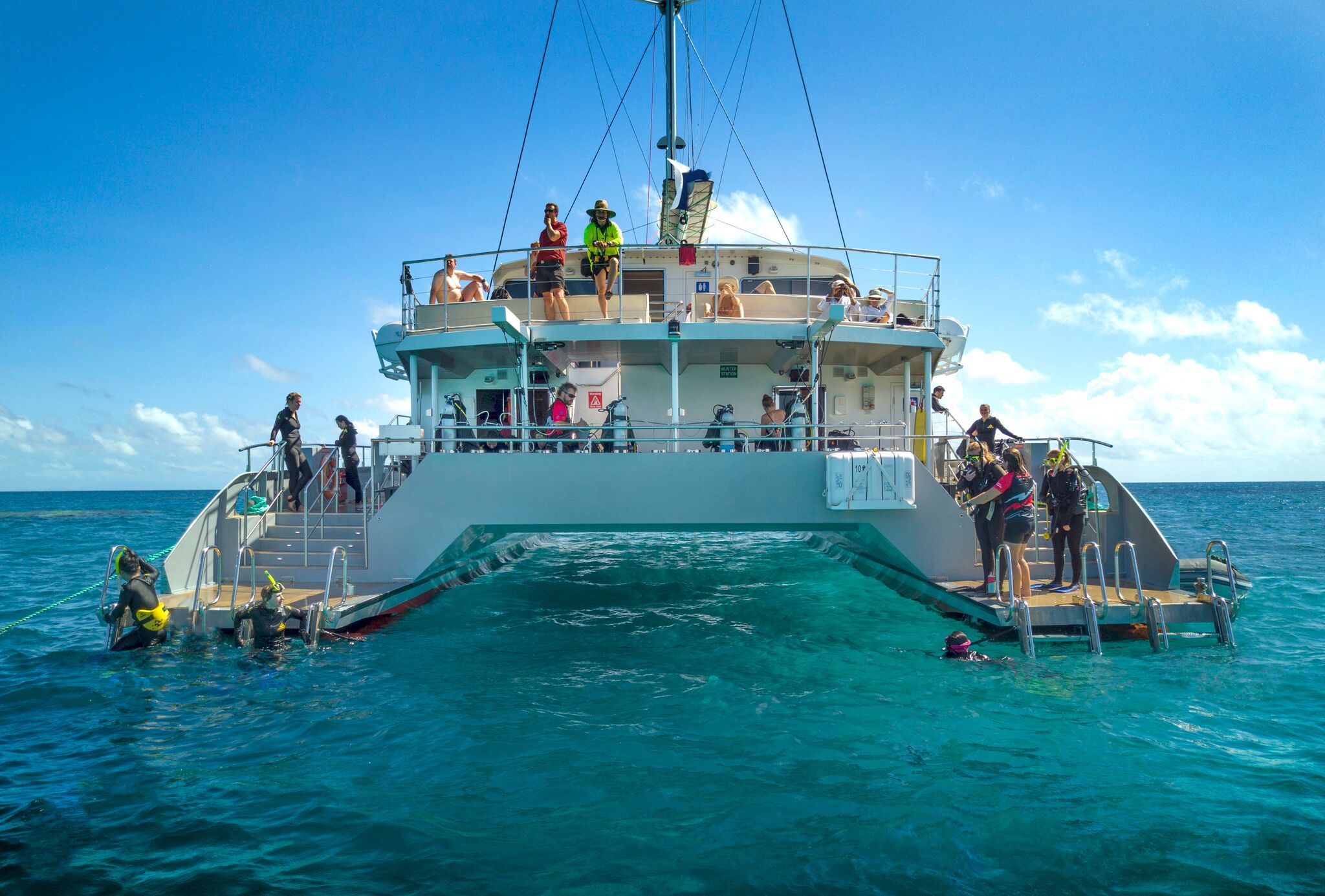 Best Day Boats For Backpackers In Cairns Cairns Tours Best Day Boats For Backpackers In Cairns Cairns Tours